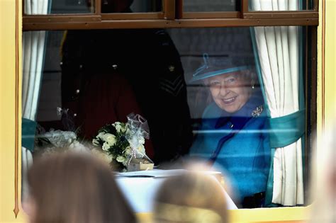 A Rainha Convidou Meghan Markle Para Um Lugar Onde Nem Harry Entrou