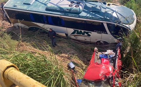 Camionazo En El Norte De Sinaloa Deja 2 Muertos Y 9 Lesionados