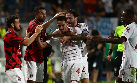 Redbird And Yankees Join To Close 12 Billion Ac Milan Deal Bloomberg
