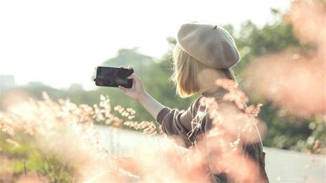5 Simple Steps For Starting A Travel Vlog Hey News