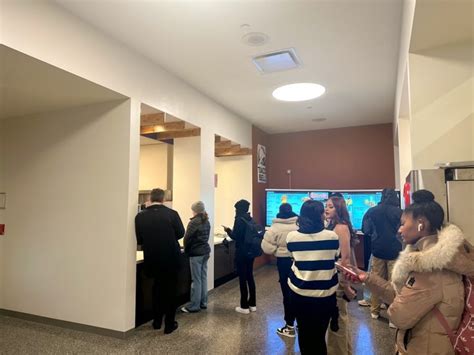 Taco Bell Returns To Dac Eatery In Late Afternoon Launch The Torch