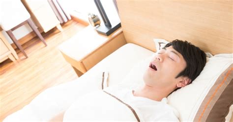 드르렁드르렁 컥···수면 무호흡증 이 방법 써봐라