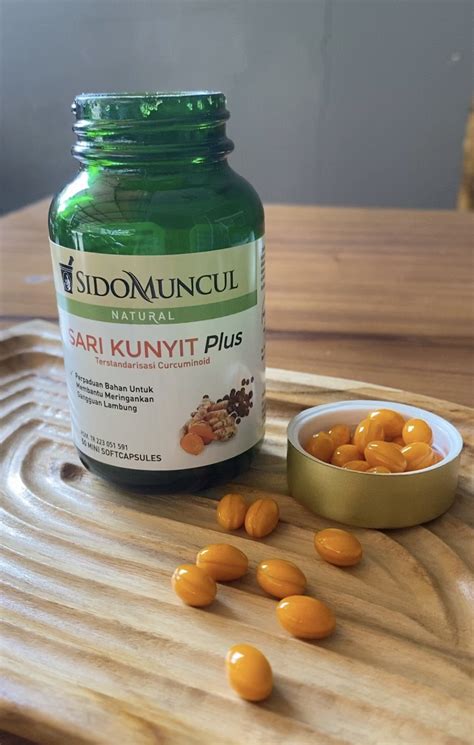 Sido Muncul Natural Sari Kunyit Plus Fimela