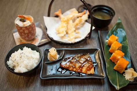 Food And Dining In Japan Japan Travel Guide Go Guides