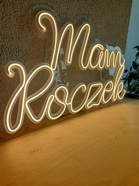 Duży Podświetlany Napis Neonowy Neon Mam Roczek 80 13121570167