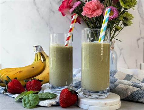 20 Amazing Healthy Almond Milk Smoothie Recipes