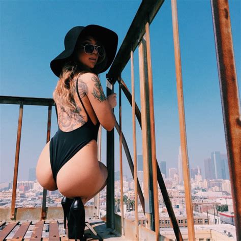 Fire Escape Porn Pic Eporner