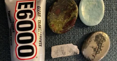 Does E6000 Work On Plastic And How To Use E6000 Glue On Plastic Sticky