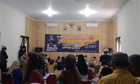 Gandeng Mayora Karang Taruna Sumurbandung Gelar Khitan Massal Gratis