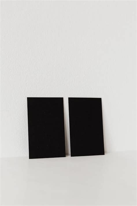 Copy Space 개념 광고하다 구성 깔끔한 깨끗한 꽃 노란색 단순한 더미 레이아웃 마케팅 머리 위로