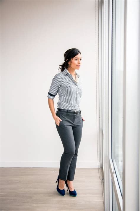 Pin By Sharlita Giles On Work Looks Work Outfits Women Business