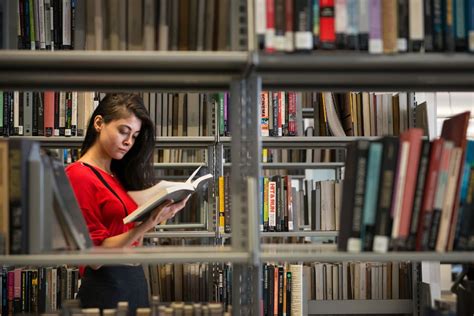 Gaining A Research Edge With LAU Graduate Scholarships LAU News
