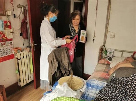 端午节前夕青岛市北区敦化路街道社区卫生服务中心上门为90岁高龄老人体检 半岛网