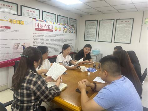 档案（校史）馆开展铸牢中华民族共同体意识暨民族宗教政策法规宣传活动（一） 郑州工程技术学院 档案馆