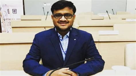 Success Story Of Akshay Agrawal Left Singapore Job And Fulfilled His