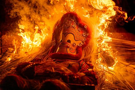 Kerala Theyyam Photos Download The Best Free Kerala Theyyam Stock