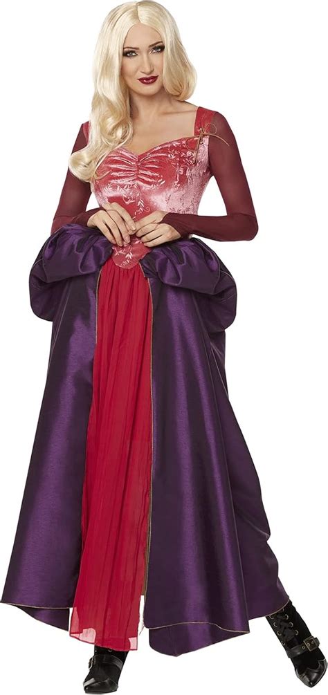 35 Best Halloween Costumes For Blondes