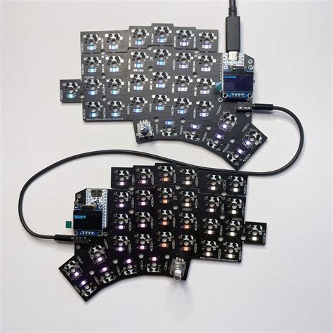 Buy Avalanche V4 V4 2 40 Or 60 Split Ergonomic Keyboard Kit Beekeeb