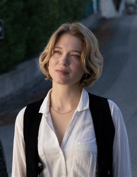 Pin By Thats Movie Talk On Léa Seydoux Short Blonde Hair Short