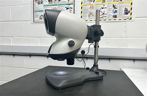 A Squared Technologies Equipment Mantis Elite Microscope Thumb A