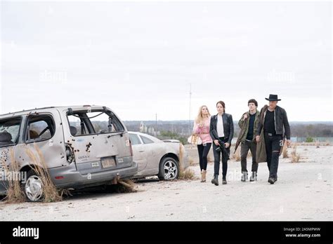 Zombieland Double Tap From Left Zoey Deutch Emma Stone Jesse