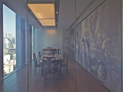 Explaining The Technology Behind Smart Glass Windows