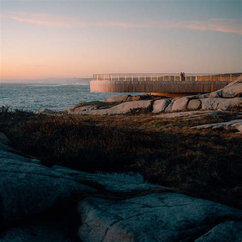 Peggys Cove By Omar Gandhi Architects 谷德设计网