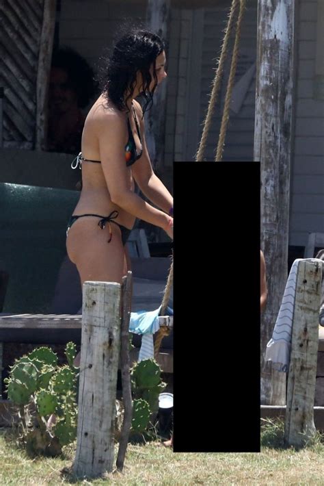 Morena Baccarin Sexy Photos Pinayflixx Mega Leaks