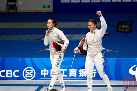 C视觉｜直击成都大运会击剑赛场精彩瞬间四川在线