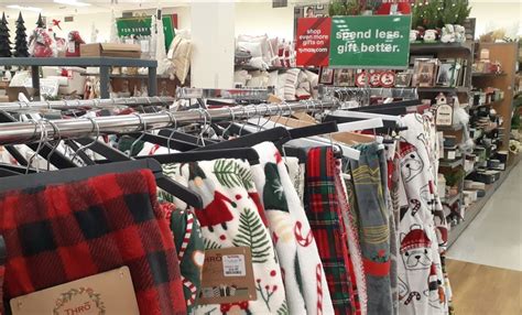Homegoods Collides With Tough Comparisons As Tjx Revs Up For A Solid