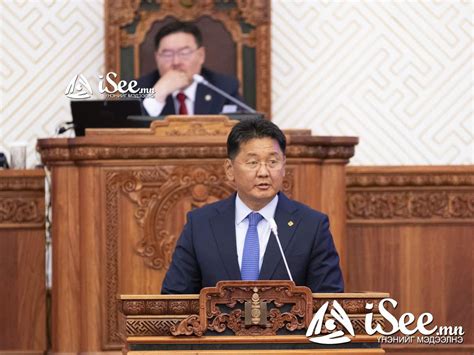 Монгол Улсын Ерөнхийлөгч анхан шатны шүүхийн 12 шүүгчийг томиллоо Isee Mn