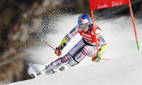 Cdm Ski Alpin Pinturault Décroche Sa Première Victoire De La Saison à