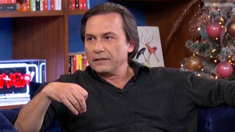 Δημήτρης Αλεξανδρής Ξανασυστήθηκα τηλεοπτικά μέσα από τον Σασμό Zappit