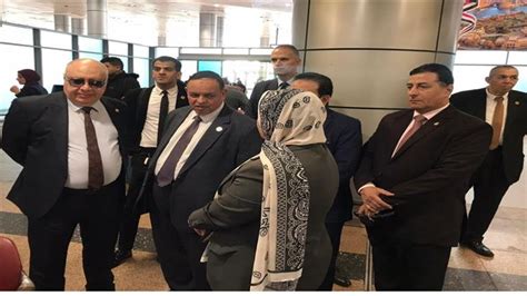 رئيس مصلحة الجمارك يتفقد مطار القاهرة قبل سفره لحضور لجنة سياسات منظمة