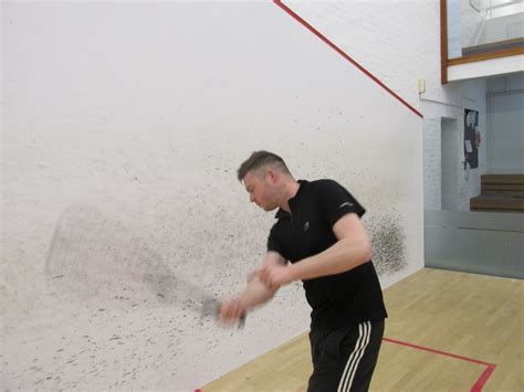 The Complete Guide To The Squash Forehand Technique Sports Centaur