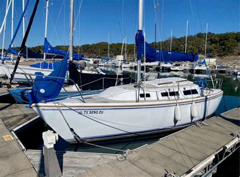 Catalina 25 1983 Canyon Lake Texas Sailboat For Sale From Sailing