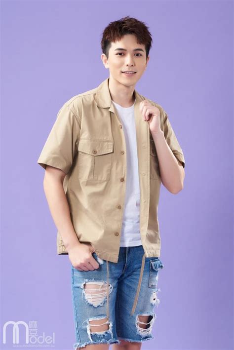 Leo Model網 一個連盲腸都有自介影片的model網站