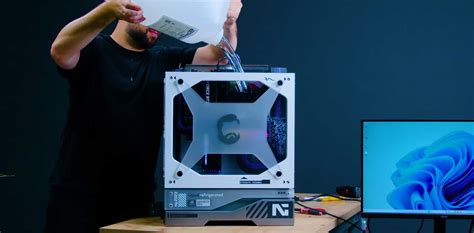 How The New Submerged Computer Of Ibai Llanos Works Gearrice