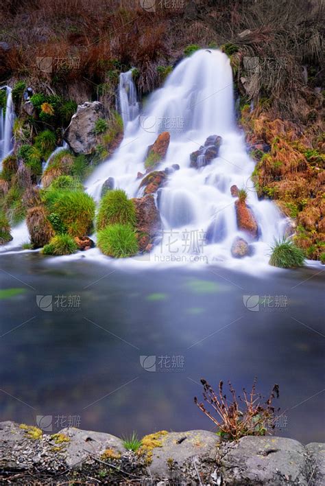 泉 小溪 自然 垂直画幅 水 绿色 瀑布 无人 户外 植物
