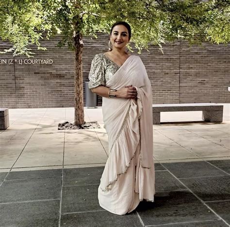 Divya Duttas Love Life From A Broken Engagement To Going On Dates And Being Single At 44