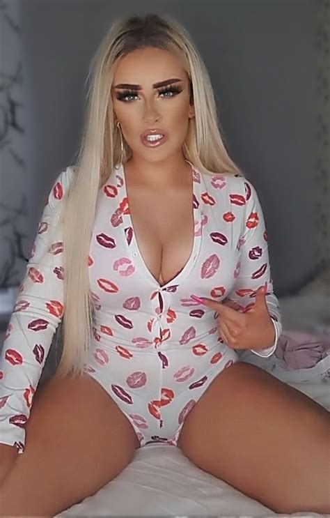 Megan Diamond Megandiamondukfree Onlyfans Get Photos