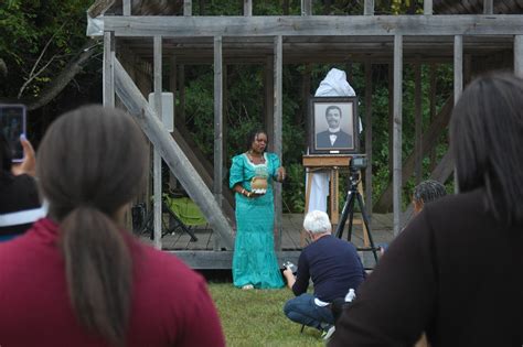 DD 2022 Libation Ceremony Story Menokin