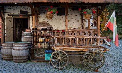 Solve Melnik Bulgaria Jigsaw Puzzle Online With 60 Pieces