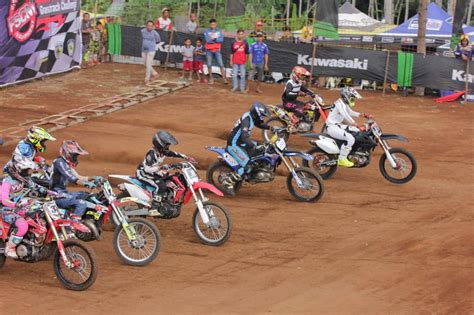 Kelas Lomba Kejurnas Grasstrack Region 2 Putaran 1 Dan Indiel