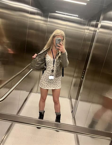 Uni Outfit F Nudes GoneMild NUDE PICS ORG