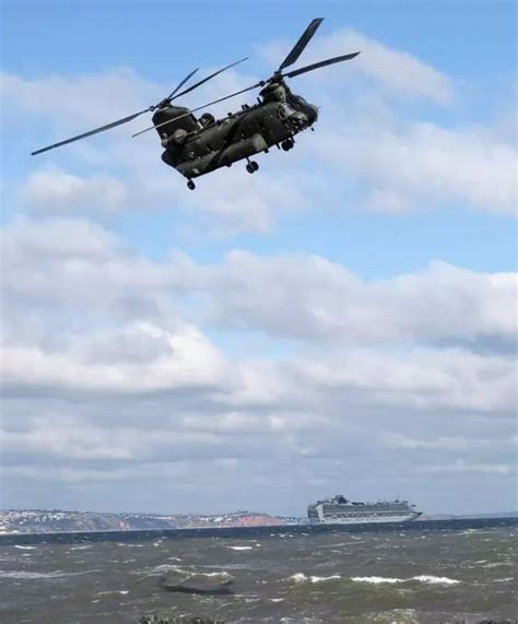 Pictures Show Raf Chinook Helicopters Flying Incredibly Low Over Devon