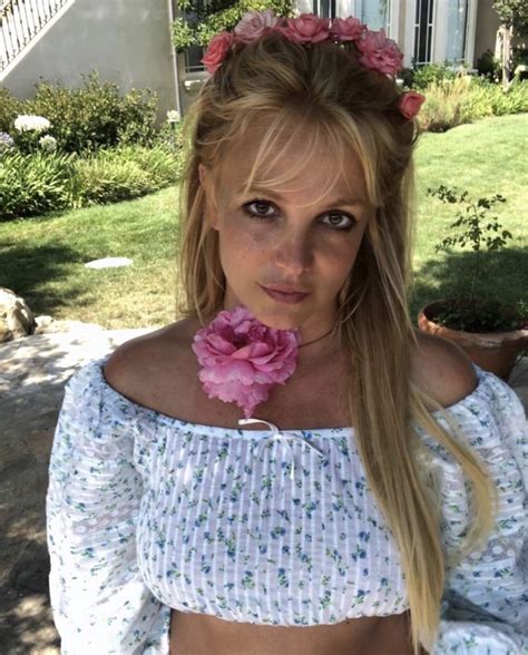Britney With A Rose The Hollywood Gossip
