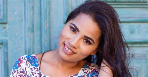 Acontece Stefhany Do Crossfox Se Torna Evangélica “conheci Jesus”