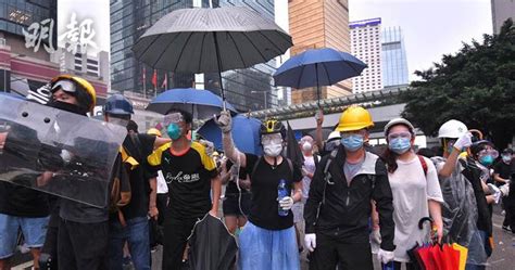 【逃犯條例．短片多圖】特首選委聯署促林鄭下台 撤回修例 2357 20190612 港聞 即時新聞 明報新聞網