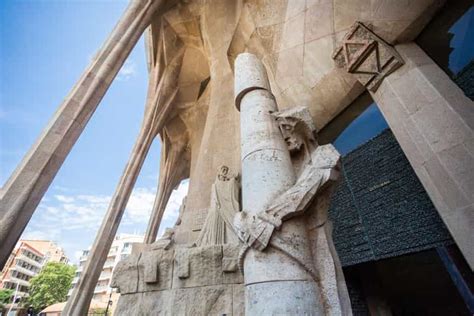 Barcelona Visita guiada rápida a la Sagrada Familia GetYourGuide